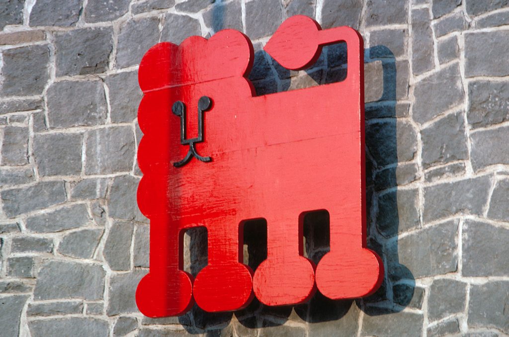 Red Lion Nightclub Logo & Signs - Lance Wyman